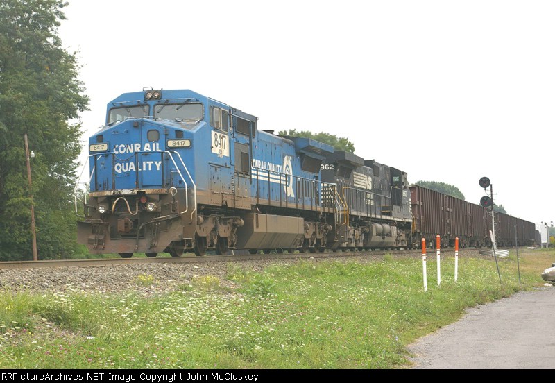 NS 8417 brings up the rear of the Herzog ballast train